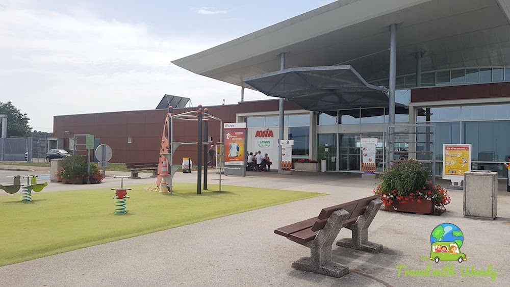 Roadtrip essentials for EUROPE ~ - Travel with Wendy