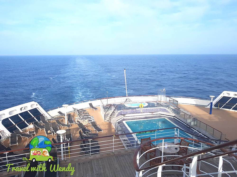 Queen Mary 2 ~ Transatlantic Travel TIPS! - Travel with Wendy